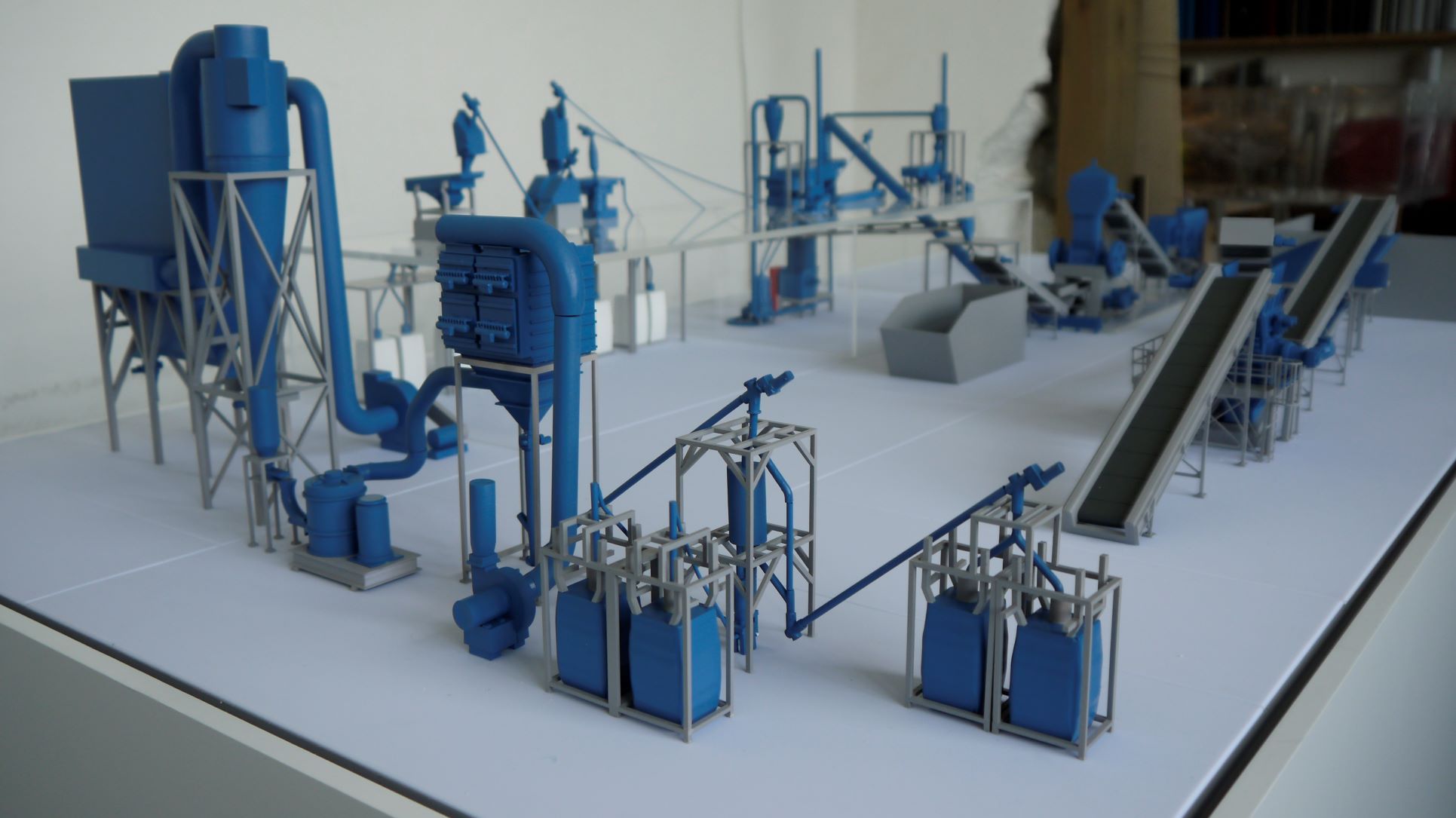 RT-Models Industrial Models: Precision on a Grand Scale » RT-Models